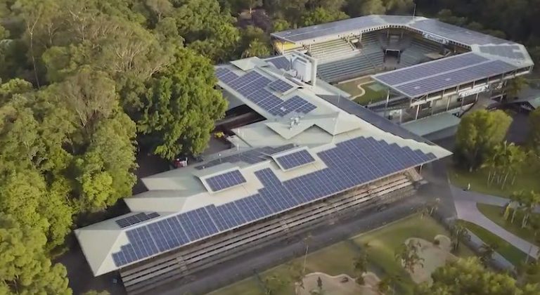 Australia Zoo goes solar, with 648kW "Crocoseum" rooftop array - One ...